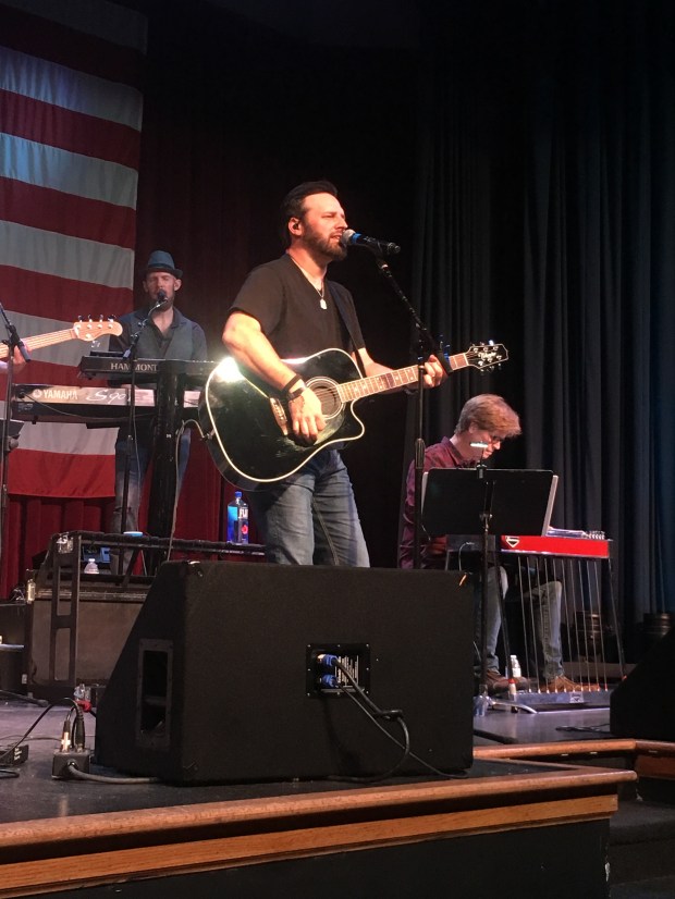 Mark Wills Featuring Special Guests At The Midnight Jamboree – TheCMBeat