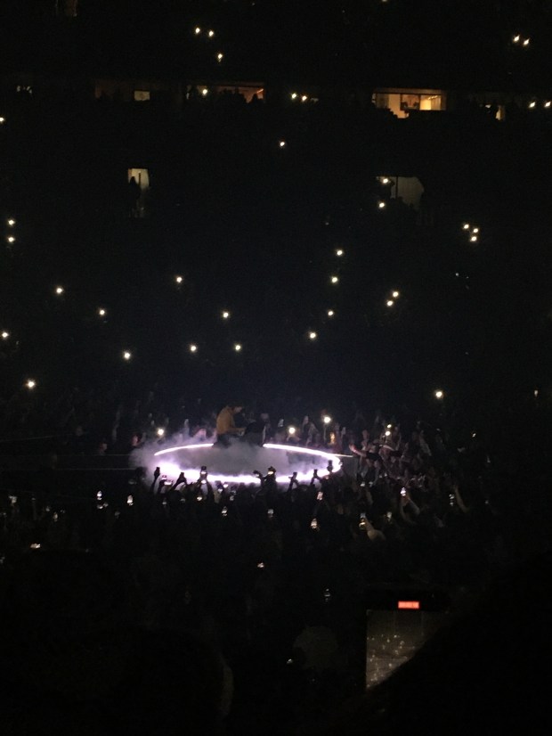 Morgan Wallen Headlines Bridgestone Arena in Nashville on The Dangerous ...